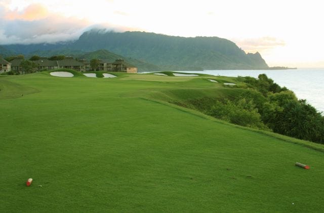 Discovering the Best Golf Courses in Oahu